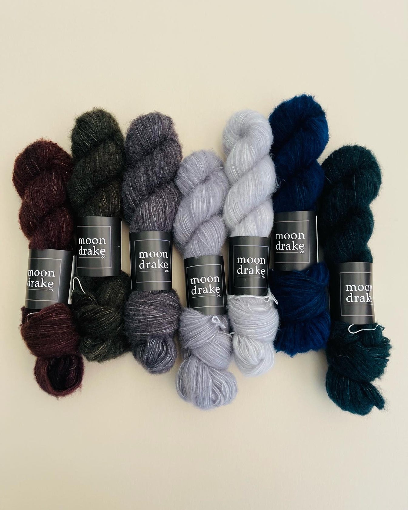 Fuwa Fuwa Fingering, Tonal Classic Colors – Moondrake Co.